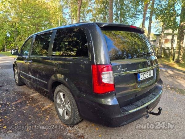Grey Lancia Voyager 2012 in Tallinn, with an engine capacity of 2.80 L and mileage of 319 thousand km for 4999 €, photo 5 on AUTOMOTO.COM.LV