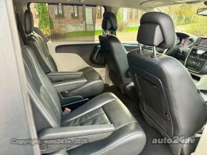 Pelēks Lancia Voyager 2013 Tallina, ar dzinēja tilpumu 2.80 L un nobraukumu 328 tūkst. km par 5900 €, foto 11 vietnē AUTOMOTO.COM.LV