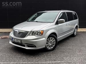 Pelēks Lancia Voyager 2013 Jelgava, ar dzinēja tilpumu 2.80 L un nobraukumu 340 tūkst. km par 6995 €, foto 4 vietnē AUTOMOTO.COM.LV