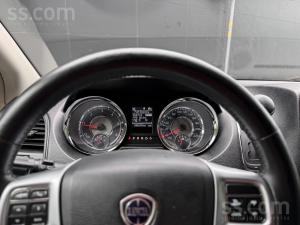 Pelēks Lancia Voyager 2013 Jelgava, ar dzinēja tilpumu 2.80 L un nobraukumu 340 tūkst. km par 6995 €, foto 20 vietnē AUTOMOTO.COM.LV