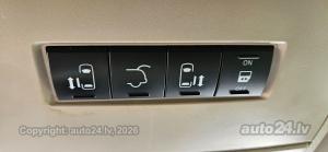 Pelēks Lancia Voyager 2014 Pērnava, ar dzinēja tilpumu 2.80 L un nobraukumu 292 tūkst. km par 7990 €, foto 10 vietnē AUTOMOTO.COM.LV