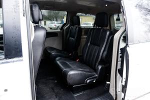 Lancia Voyager 2011 Rīga, ar dzinēja tilpumu 2.80 L un nobraukumu 0 tūkst. km par 5995 €, foto 14 vietnē AUTOMOTO.COM.LV