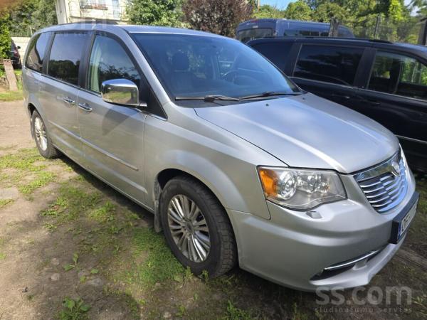 Лянча Voyager 2012 в Рига, объемом двигателя 2.80 л и пробегом 0 тыс. км за 8500 €, фото 2 на AUTOMOTO.COM.LV