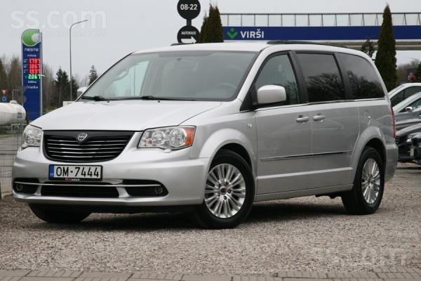 Лянча Voyager 2013 в Тукумс, объемом двигателя 2.80 л и пробегом 0 тыс. км за 10550 €, фото 1 на AUTOMOTO.COM.LV