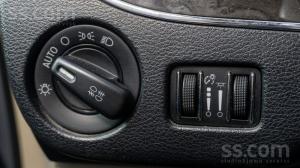 Lancia Voyager 2013 in Riga, with an engine capacity of 2.80 L and mileage of 360 thousand km for 5190 €, photo 20 on AUTOMOTO.COM.LV