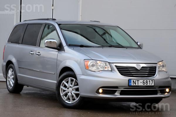 Lancia Voyager 2014 Tukums, ar dzinēja tilpumu 2.80 L un nobraukumu 270 tūkst. km par 8990 €, foto 1 vietnē AUTOMOTO.COM.LV