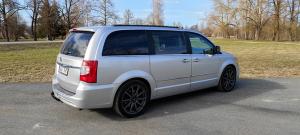 Lancia Voyager 2011 in Turi, with an engine capacity of 0.00 L and mileage of 320 thousand km for 6700 €, photo 4 on AUTOMOTO.COM.LV