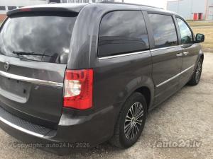 Лянча Voyager 2015 в Тарту, объемом двигателя 2.78 л и пробегом 0 тыс. км за 7990 €, фото 5 на AUTOMOTO.COM.LV