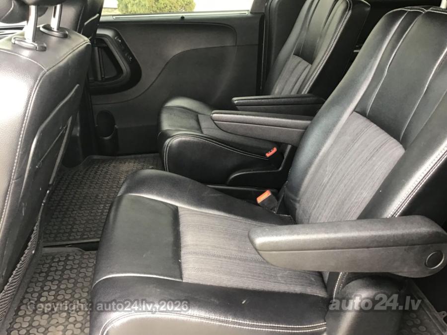 Лянча Voyager 2015 в Тарту, объемом двигателя 2.78 л и пробегом 0 тыс. км за 7990 €, фото 12 на AUTOMOTO.COM.LV