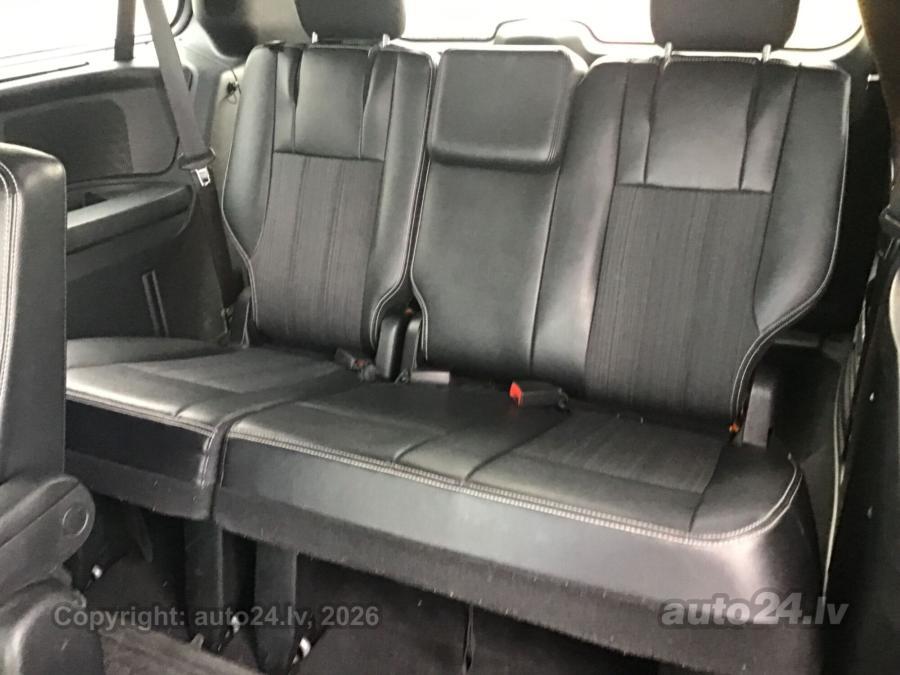 Лянча Voyager 2015 в Тарту, объемом двигателя 2.78 л и пробегом 0 тыс. км за 7990 €, фото 13 на AUTOMOTO.COM.LV