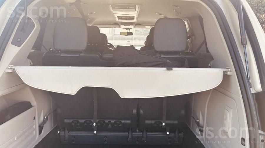 Balts Lancia Voyager 2013 Rīga, ar dzinēja tilpumu 2.80 L un nobraukumu 198 tūkst. km par 9200 €, foto 4 vietnē AUTOMOTO.COM.LV