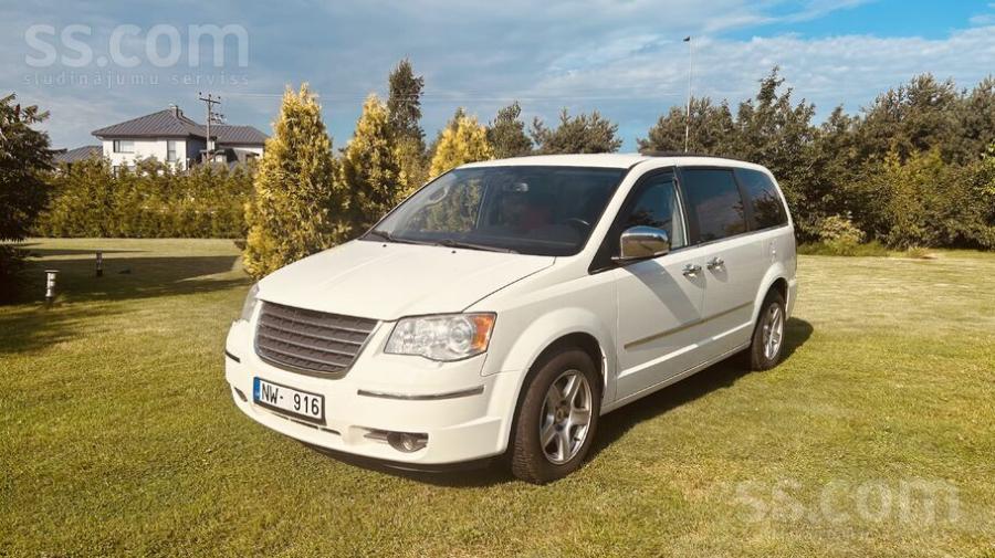 Balts Lancia Voyager 2013 Rīga, ar dzinēja tilpumu 2.80 L un nobraukumu 198 tūkst. km par 9200 €, foto 6 vietnē AUTOMOTO.COM.LV