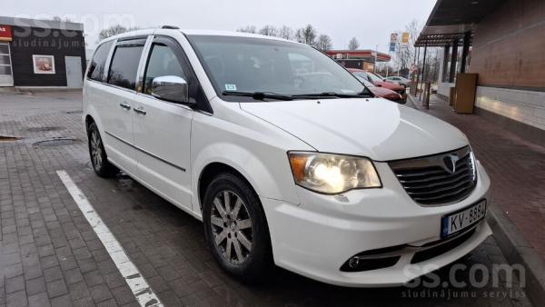 Белый Лянча Voyager 2013 в Елгава, объемом двигателя 2.80 л и пробегом 335 тыс. км за 7200 €, фото 1 на AUTOMOTO.COM.LV