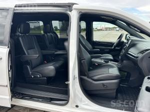 Balts Lancia Voyager 2015 Rīga, ar dzinēja tilpumu 2.80 L un nobraukumu 234 tūkst. km par 9899 €, foto 17 vietnē AUTOMOTO.COM.LV