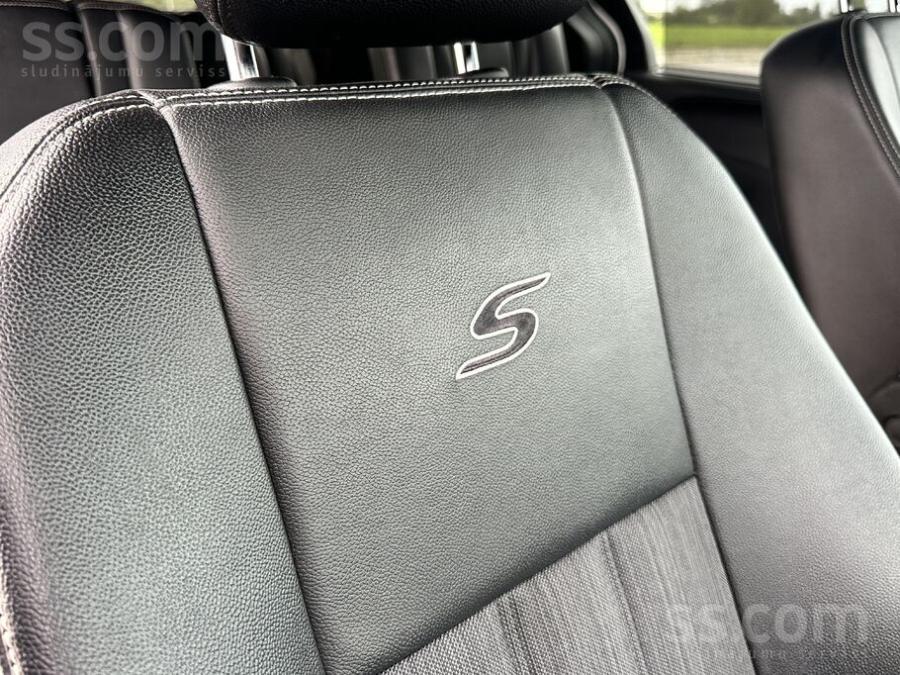 Balts Lancia Voyager 2015 Rīga, ar dzinēja tilpumu 2.80 L un nobraukumu 234 tūkst. km par 9899 €, foto 20 vietnē AUTOMOTO.COM.LV