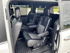 Balts Lancia Voyager 2015 Rīga, ar dzinēja tilpumu 2.80 L un nobraukumu 234 tūkst. km par 9899 €, foto 22 vietnē AUTOMOTO.COM.LV