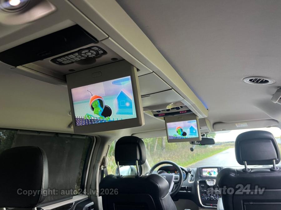 Белый Лянча Voyager 2013 в Таллин, объемом двигателя 2.80 л и пробегом 285 тыс. км за 4999 €, фото 12 на AUTOMOTO.COM.LV