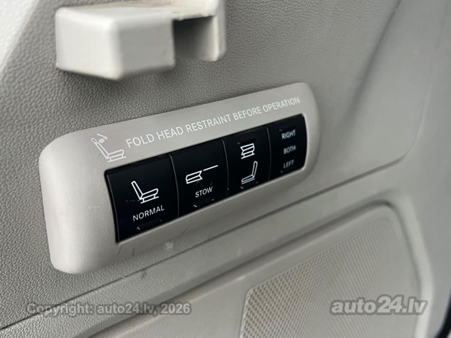 Белый Лянча Voyager 2013 в Таллин, объемом двигателя 2.80 л и пробегом 285 тыс. км за 4999 €, фото 20 на AUTOMOTO.COM.LV