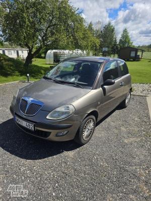 Grey Lancia Ypsilon 2006 in Kretinga, with an engine capacity of 1.30 L and mileage of 210 thousand km for 1250 €, photo 3 on AUTOMOTO.COM.LV