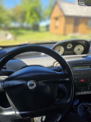 Pelēks Lancia Ypsilon 2006 Kretinga, ar dzinēja tilpumu 1.30 L un nobraukumu 210 tūkst. km par 1250 €, foto 16 vietnē AUTOMOTO.COM.LV