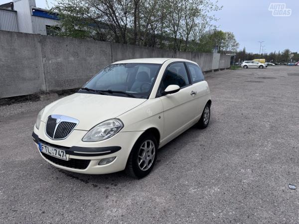 Lancia Ypsilon 2004 in Klaipeda, with an engine capacity of 1.30 L and mileage of 297 thousand km for 1450 €, photo 1 on AUTOMOTO.COM.LV