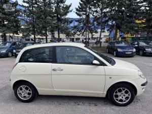 Lancia Ypsilon 2004 in Klaipeda, with an engine capacity of 1.30 L and mileage of 297 thousand km for 1450 €, photo 5 on AUTOMOTO.COM.LV