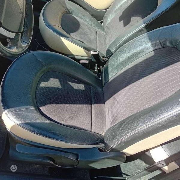 Sarkans Lancia Ypsilon 2009 Viļņa, ar dzinēja tilpumu 1.30 L un nobraukumu 295 tūkst. km par 2000 €, foto 6 vietnē AUTOMOTO.COM.LV