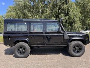 Melns Land Rover Defender 2005 Rīga, ar dzinēja tilpumu 2.50 L un nobraukumu 250 tūkst. km par 32000 €, foto 6 vietnē AUTOMOTO.COM.LV