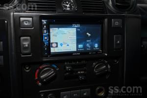 Melns Land Rover Defender 2013 Rīga, ar dzinēja tilpumu 2.20 L un nobraukumu 11 tūkst. km par 95000 €, foto 14 vietnē AUTOMOTO.COM.LV