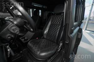 Melns Land Rover Defender 2013 Rīga, ar dzinēja tilpumu 2.20 L un nobraukumu 11 tūkst. km par 95000 €, foto 23 vietnē AUTOMOTO.COM.LV