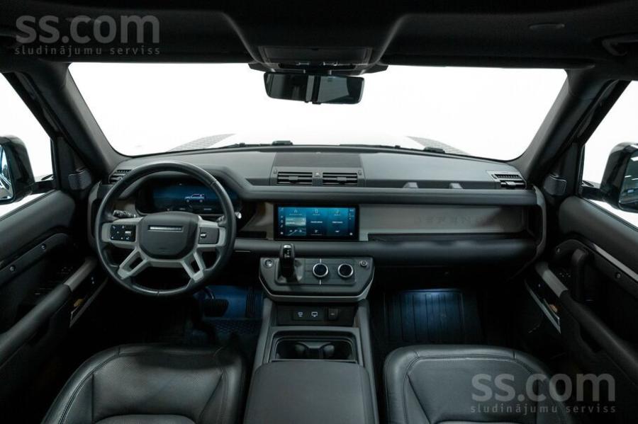 Melns Land Rover Defender 2023 Rīga, ar dzinēja tilpumu 3.00 L un nobraukumu 77 tūkst. km par 57000 €, foto 5 vietnē AUTOMOTO.COM.LV