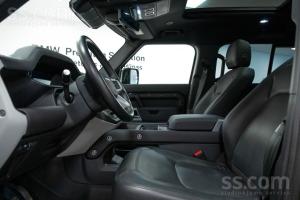 Melns Land Rover Defender 2023 Rīga, ar dzinēja tilpumu 3.00 L un nobraukumu 77 tūkst. km par 57000 €, foto 7 vietnē AUTOMOTO.COM.LV