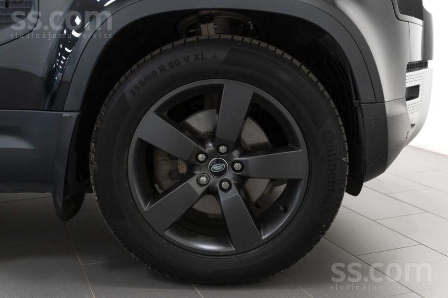 Melns Land Rover Defender 2023 Rīga, ar dzinēja tilpumu 3.00 L un nobraukumu 77 tūkst. km par 57000 €, foto 14 vietnē AUTOMOTO.COM.LV