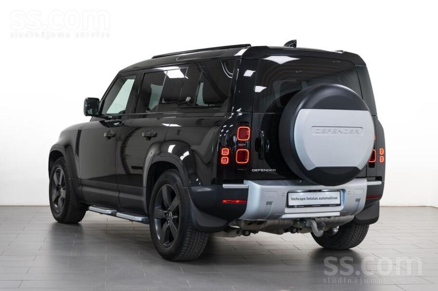 Melns Land Rover Defender 2023 Rīga, ar dzinēja tilpumu 3.00 L un nobraukumu 77 tūkst. km par 57000 €, foto 15 vietnē AUTOMOTO.COM.LV