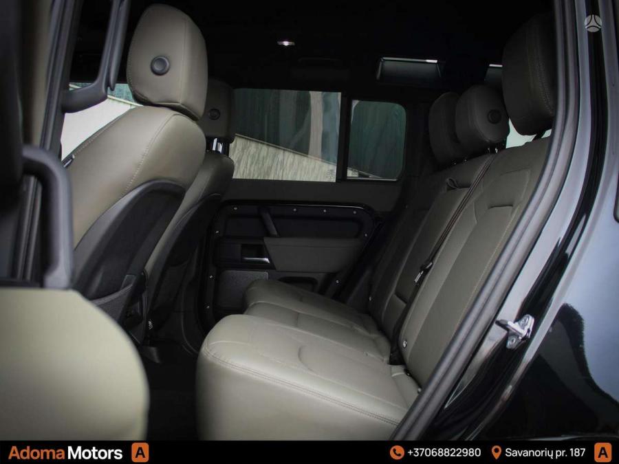 Melns Land Rover Defender 2023 Kauņa, ar dzinēja tilpumu 3.00 L un nobraukumu 104 tūkst. km par 59000 €, foto 26 vietnē AUTOMOTO.COM.LV