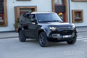 Black Land Rover Defender 2024 in Riga, with an engine capacity of 3.00 L and mileage of 16 thousand km for 77900 €, photo 5 on AUTOMOTO.COM.LV