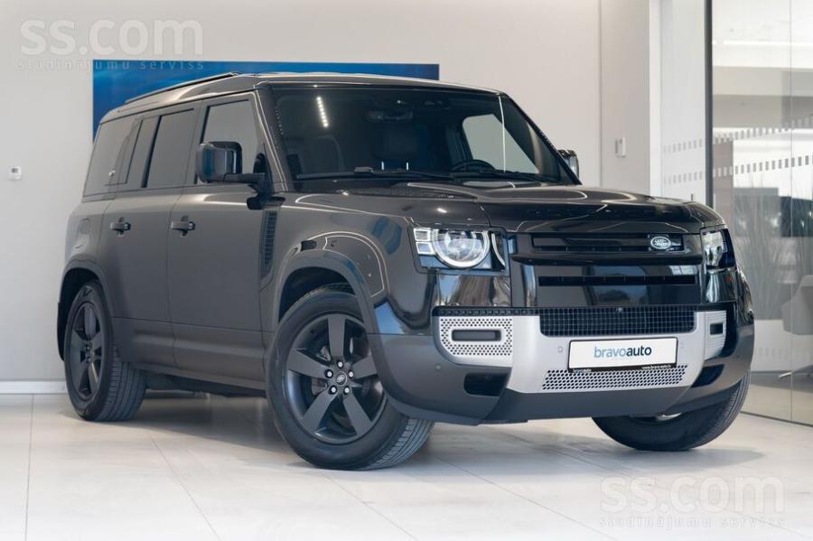 Black Land Rover Defender 2024 in Riga, with an engine capacity of 3.00 L and mileage of 44 thousand km for 59990 €, photo 3 on AUTOMOTO.COM.LV