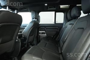 Black Land Rover Defender 2024 in Riga, with an engine capacity of 3.00 L and mileage of 44 thousand km for 59990 €, photo 14 on AUTOMOTO.COM.LV