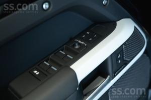Black Land Rover Defender 2024 in Riga, with an engine capacity of 3.00 L and mileage of 44 thousand km for 59990 €, photo 19 on AUTOMOTO.COM.LV