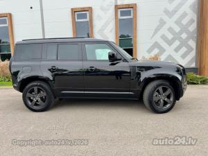 Melns Land Rover Defender 2024 Rīga, ar dzinēja tilpumu 3.00 L un nobraukumu 15 tūkst. km par 69900 €, foto 3 vietnē AUTOMOTO.COM.LV