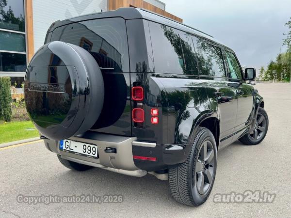 Black Land Rover Defender 2024 in Riga, with an engine capacity of 3.00 L and mileage of 15 thousand km for 69900 €, photo 9 on AUTOMOTO.COM.LV