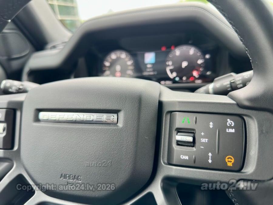 Melns Land Rover Defender 2024 Rīga, ar dzinēja tilpumu 3.00 L un nobraukumu 15 tūkst. km par 69900 €, foto 14 vietnē AUTOMOTO.COM.LV