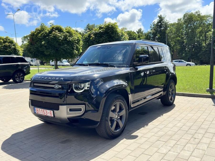 Black Land Rover Defender 2024 in Riga, with an engine capacity of 3.00 L and mileage of 16 thousand km for 66900 €, photo 1 on AUTOMOTO.COM.LV