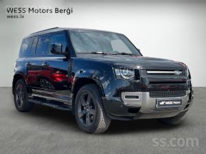 Black Land Rover Defender 2025 in Riga, with an engine capacity of 3.00 L and mileage of 36 thousand km for 76000 €, photo 24 on AUTOMOTO.COM.LV