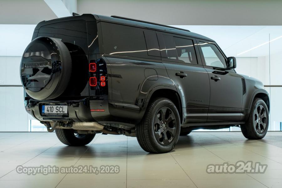 Melns Land Rover Defender 2025 Tallina, ar dzinēja tilpumu 3.00 L un nobraukumu 23 tūkst. km par 99950 €, foto 5 vietnē AUTOMOTO.COM.LV