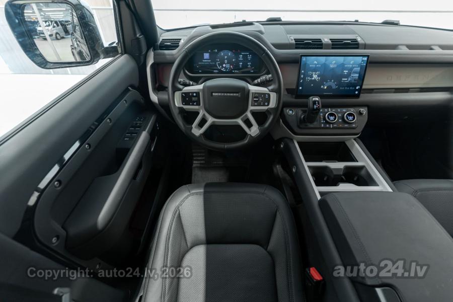 Melns Land Rover Defender 2025 Tallina, ar dzinēja tilpumu 3.00 L un nobraukumu 23 tūkst. km par 99950 €, foto 12 vietnē AUTOMOTO.COM.LV
