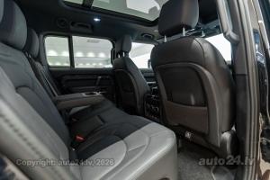 Melns Land Rover Defender 2025 Tallina, ar dzinēja tilpumu 3.00 L un nobraukumu 23 tūkst. km par 99950 €, foto 16 vietnē AUTOMOTO.COM.LV