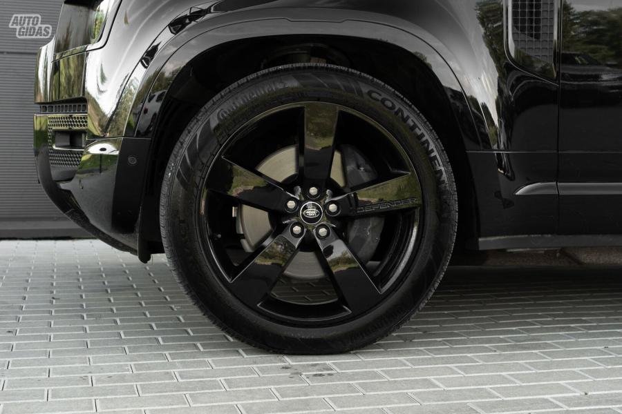 Melns Land Rover Defender 2025 Viļņa, ar dzinēja tilpumu 5.00 L un nobraukumu 38 tūkst. km par 99950 €, foto 5 vietnē AUTOMOTO.COM.LV