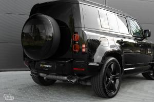 Melns Land Rover Defender 2025 Viļņa, ar dzinēja tilpumu 5.00 L un nobraukumu 38 tūkst. km par 99950 €, foto 12 vietnē AUTOMOTO.COM.LV