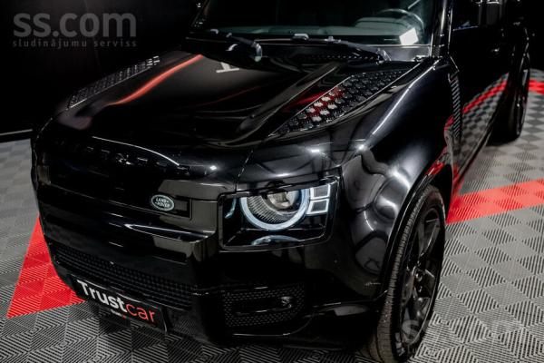 Land Rover Defender 2020 Tallina vietnē Melns Land Rover Defender 2020 Tallina, ar dzinēja tilpumu 2.00 L un nobraukumu 84 tūkst. km par 46500 €, foto 4 vietnē AUTOMOTO.COM.LV